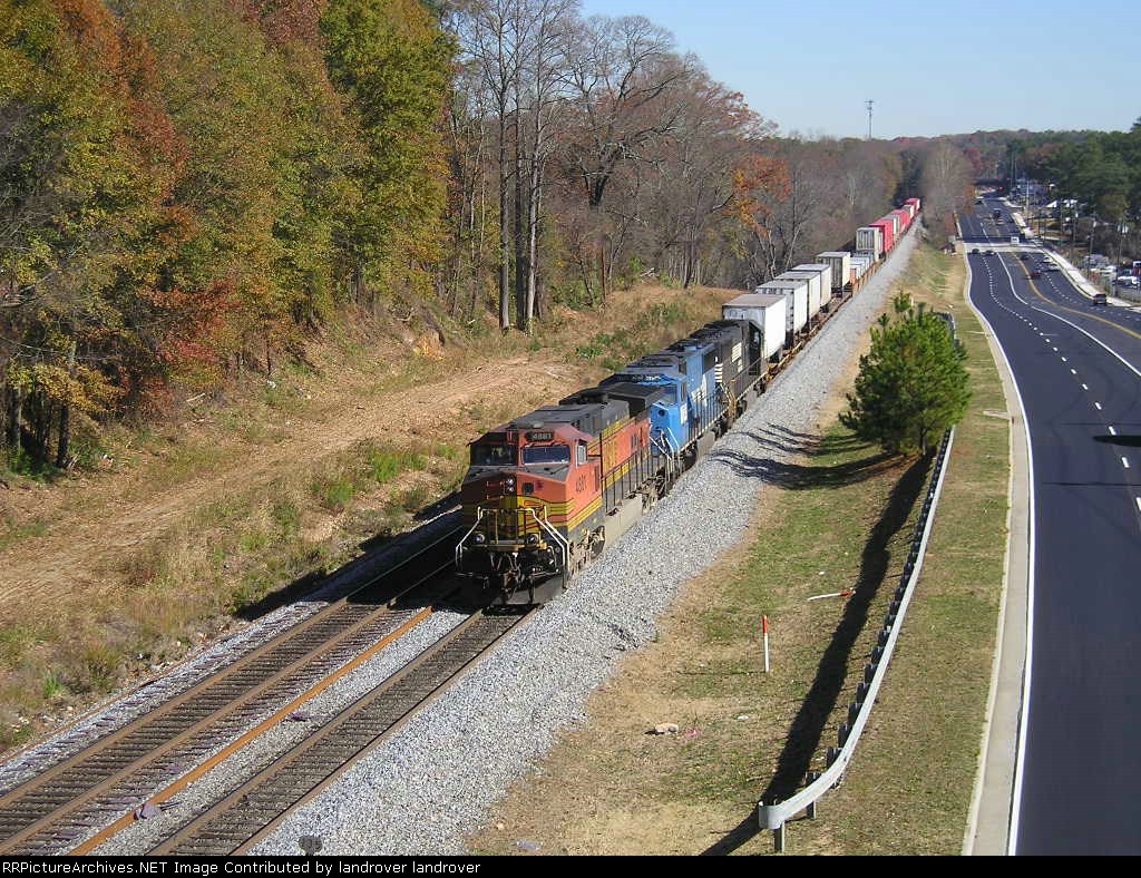 BNSF 4861 On A NS Intermodel Northbound